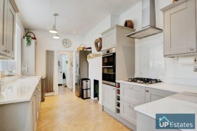 3 bedroom property for sale on Manor Court Road, Nuneaton